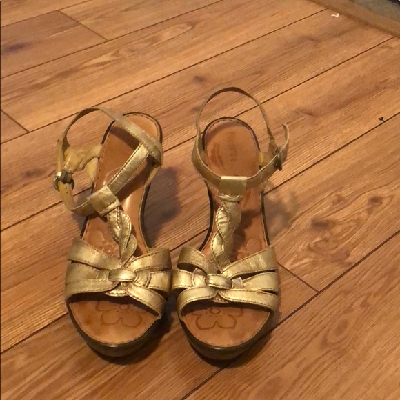 Born | Shoes | Born Gold Heeled Sandals | Poshmark